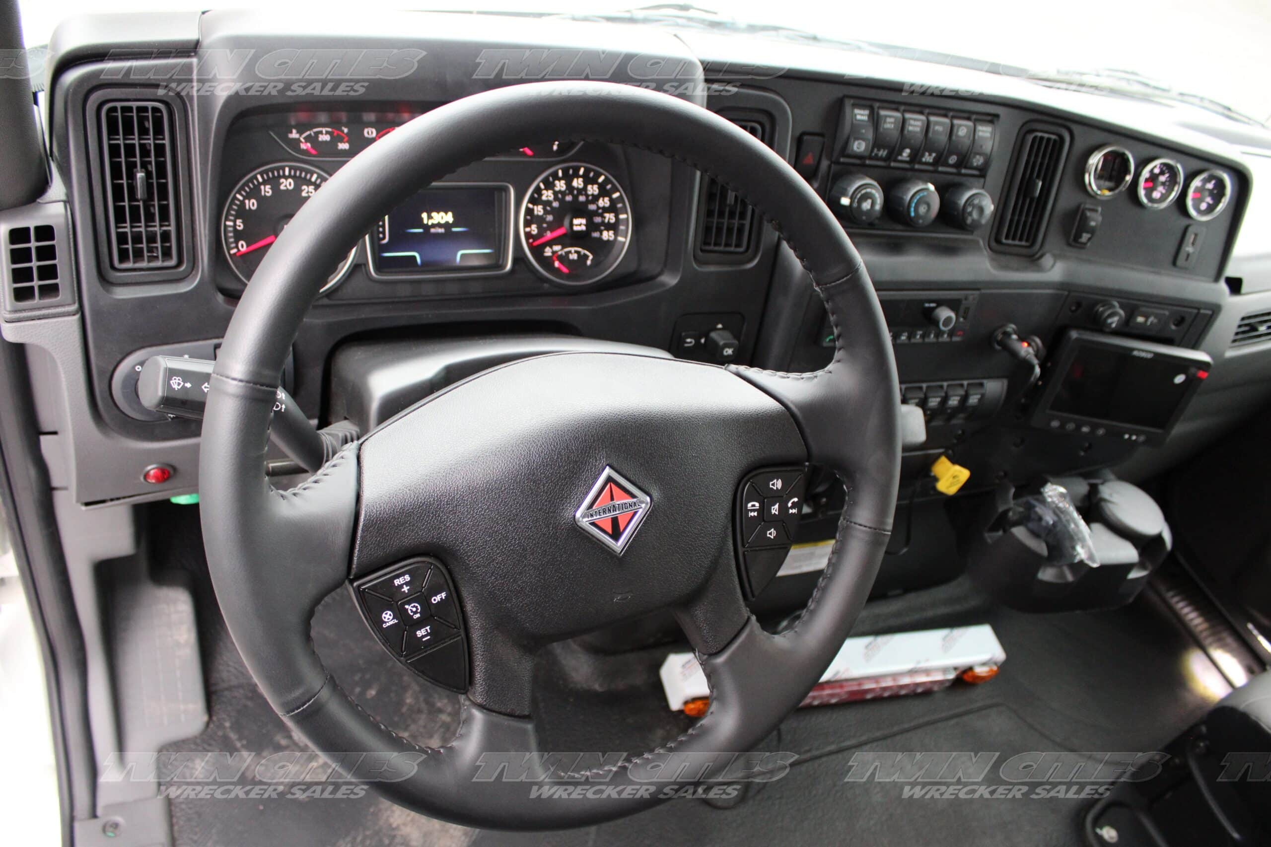 2025 INTERNATIONAL MV - Twin Cities Wrecker Sales