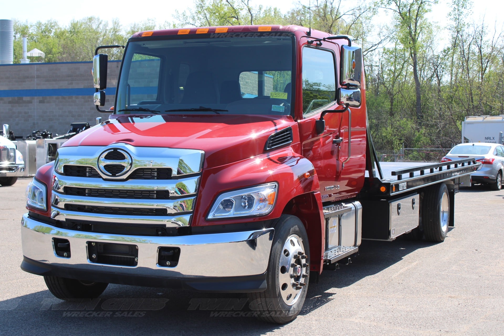 2025 HINO L6 - Twin Cities Wrecker Sales