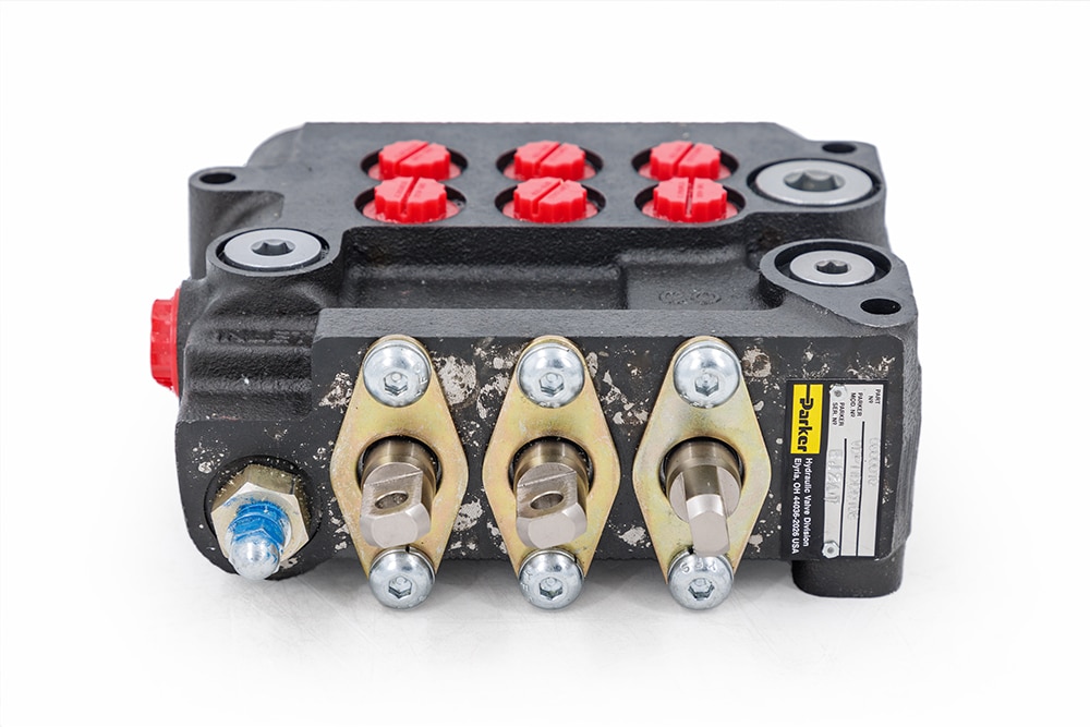 VALVE, 3 SPOOL CTRL - Twin Cities Wrecker Sales